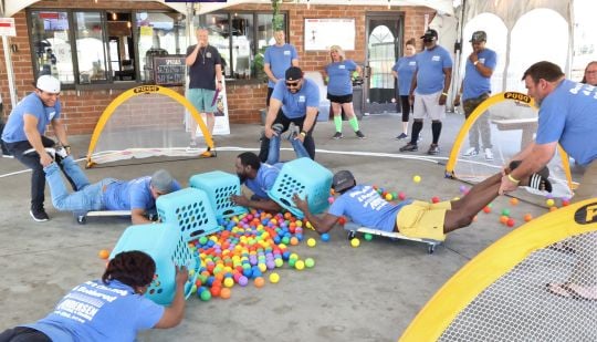 Leader in Charlotte Sports Leagues & Social Events | SportsLink